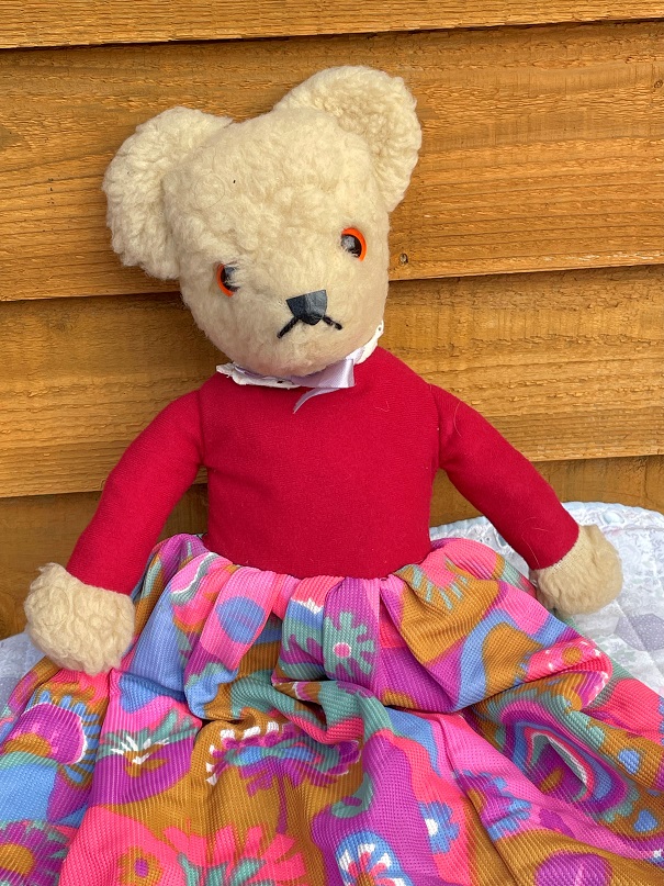 Older British Bears – Old Teddy Bear Shop