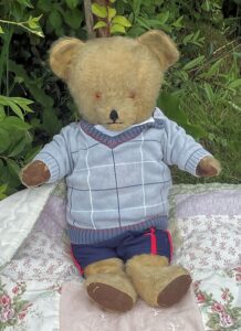 Old Teddy Bear Shop – Old & Vintage Teddy Bears & Friends