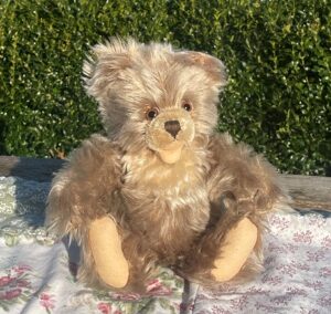 Old Teddy Bear Shop – Old & Vintage Teddy Bears & Friends