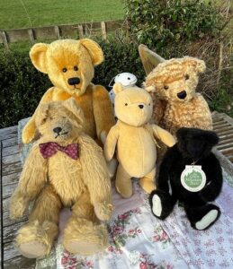 Old Teddy Bear Shop – Old & Vintage Teddy Bears & Friends