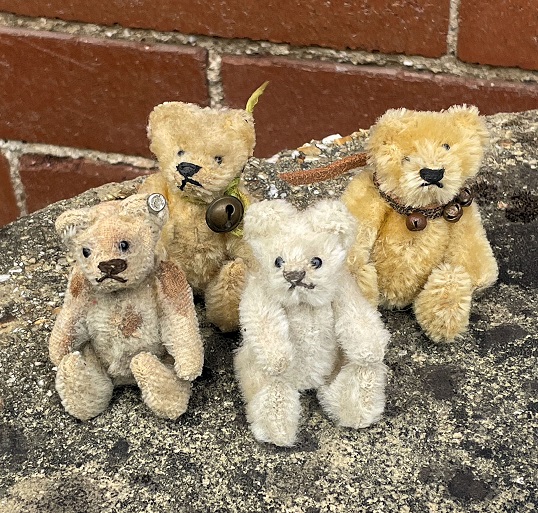 Old Teddy Bear Shop – Old & Vintage Teddy Bears & Friends
